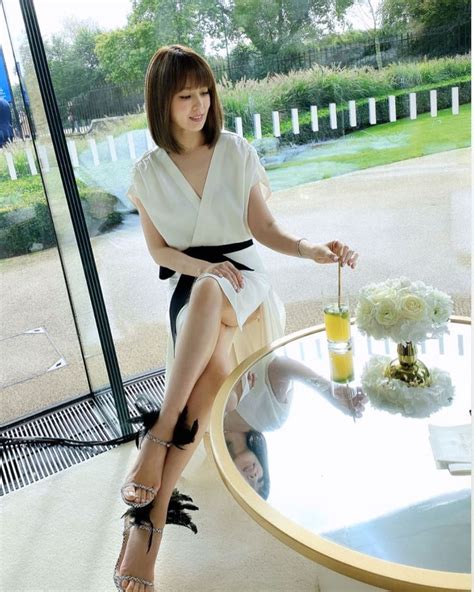 Melody Kliu Feet