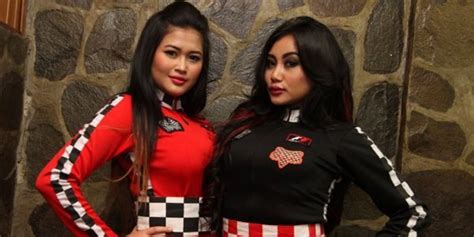 Pamer Foto Toples Pamela Safitri Duo Serigala Banjir Kecaman