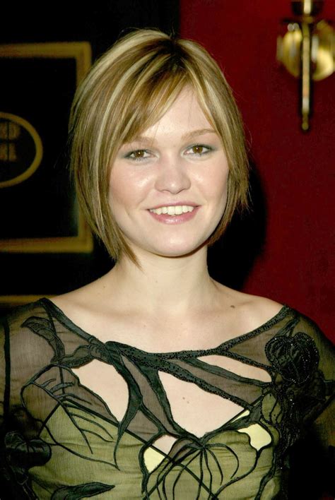 Did Actress Julia Stiles Get Plastic Surgery Photos Life And Style
