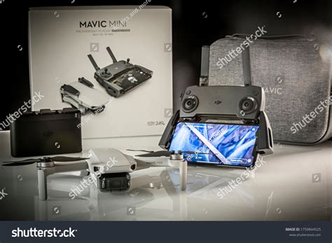 1 405 Imágenes De Dji Mavic Mini Imágenes Fotos Y Vectores De Stock Shutterstock