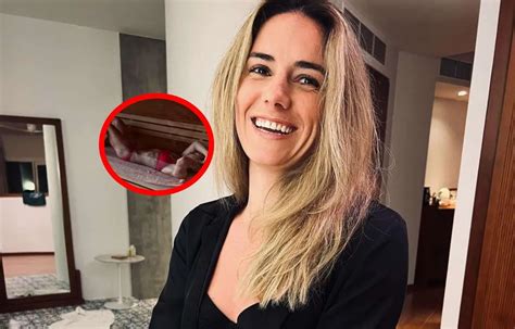 Foto Voetbalster Daniëlle Van De Donk Deelt Kiekje Vanuit Sauna