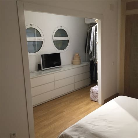 Foto Isla Vestidor De Muebles Egelasta 1639969 Habitissimo