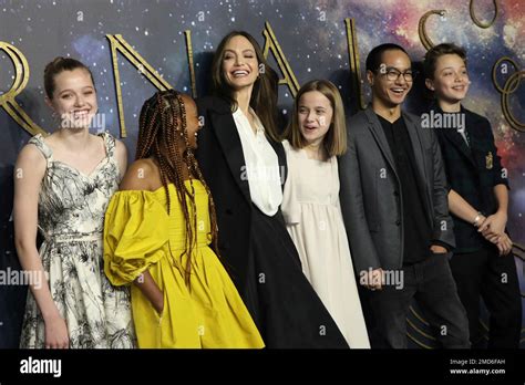 Shiloh Jolie Pitt From Left Zahara Jolie Pitt Angelina Jolie