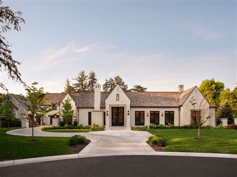 Transitional Style Holladay Jackson Leroy