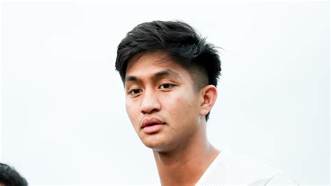 Sulthan Zaky Bocorkan Suasana Ruang Ganti Timnas Indonesia U 17 Jelang Laga Penentuan Kontra