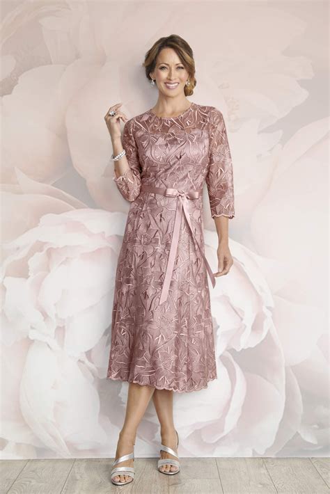 16 Grandmother Of The Bride Dresses That Feel Elegant And Stylish Artofit