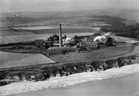 Pin By Kevin Bartlett On North Eastern Colliery Colliery Old