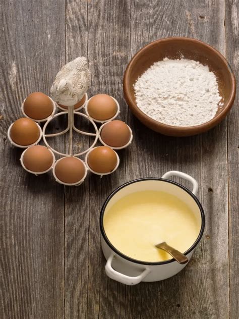 Crème Pâtissière Au Companion De Recette Plus Et Ses Recettes De Cuisine Similaires Recettesmania