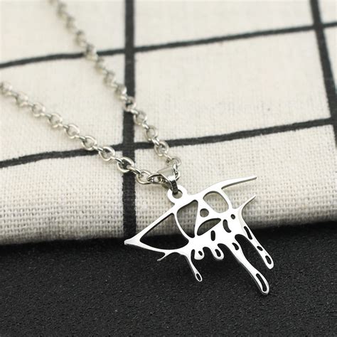Anime Sharingan Trend Stainless Steel Bleeding Eye Pendant Necklace Sweater Chain Couple Party