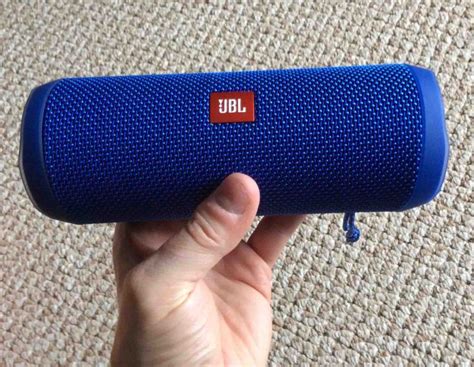 Jbl Flip Review Of This Waterproof Speaker Artofit