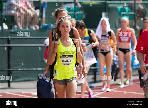 Eugene Usa 4th July 2016 Madelin Talbert Leads The Womens Steeplechase Runners Onto The