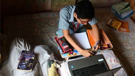 India Coronavirus Online Classes Expose Extent Of Digital Divide Bbc