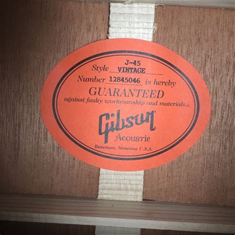 Gibson J 45 V Galerie Casanova