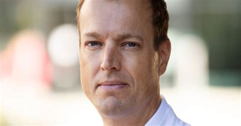 𝐂𝐡𝐢𝐫𝐮𝐫𝐠 𝐊𝐨𝐞𝐧 𝐇𝐚𝐫𝐭𝐞𝐦𝐢𝐧𝐤 𝐛𝐞𝐧𝐨𝐞𝐦𝐝 𝐭𝐨𝐭 𝐡𝐨𝐨𝐠𝐥𝐞𝐫𝐚𝐚𝐫 Antoni Van Leeuwenhoek