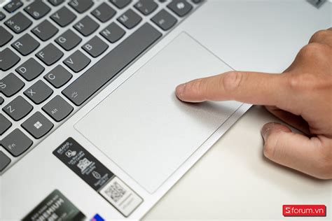 Nh Gi Lenovo Ideapad Slim Tri U C Laptop Ai