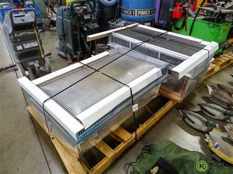 2 Ceiling Air Duct Diffusers 46 X 22 46 X 29 Roller Auctions