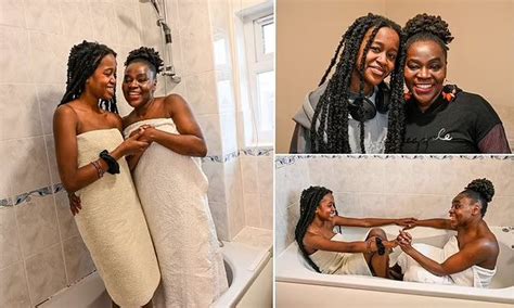 Mãe Anda Nua Pela Casa Para Ensinar Filha A Ter Confiança Em Seu Corpo