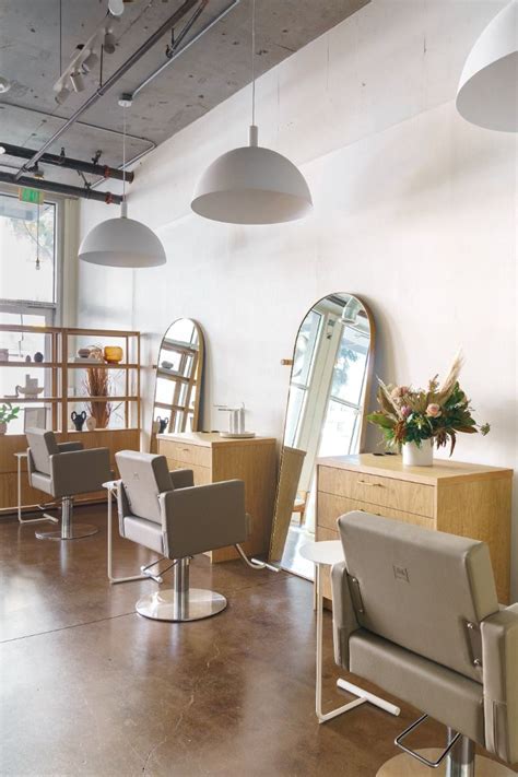 Flirt Salon By Solstice Interiors Salon Suites Decor Salon Interior