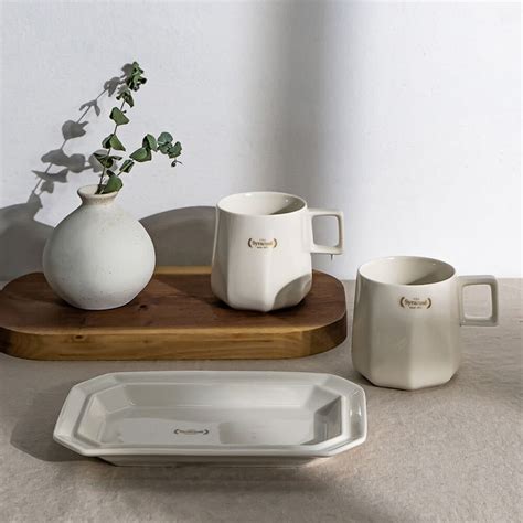 [시라쿠스] 네이처 프리즈 라인 유광 도자기 접시 식기세트 모음 감도 깊은 취향 셀렉트샵 29cm