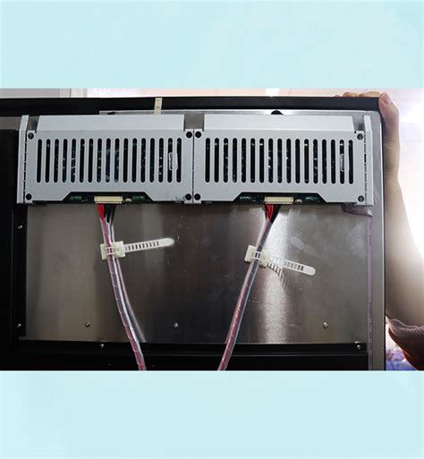 75 Inch Media High Bright Open Frame LCD Display Fengshi