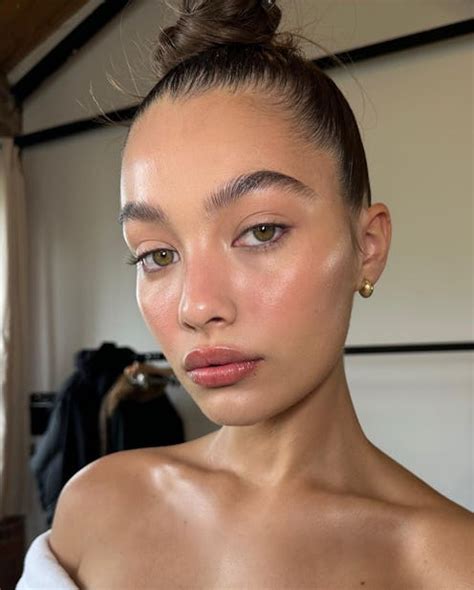 The Best Summer 2023 Makeup Looks Are Taking Effortless To New Heights
