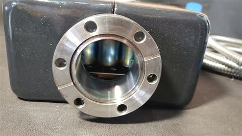 Compact Ion Getter Pump Zeiss Sem Dn35cf Dn40cf Ultra High Vacuum Fitt