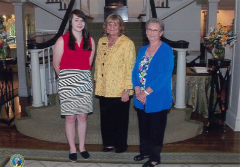 Strengthening Families Washington 2016 Unsung Hero Joyce Mallinger