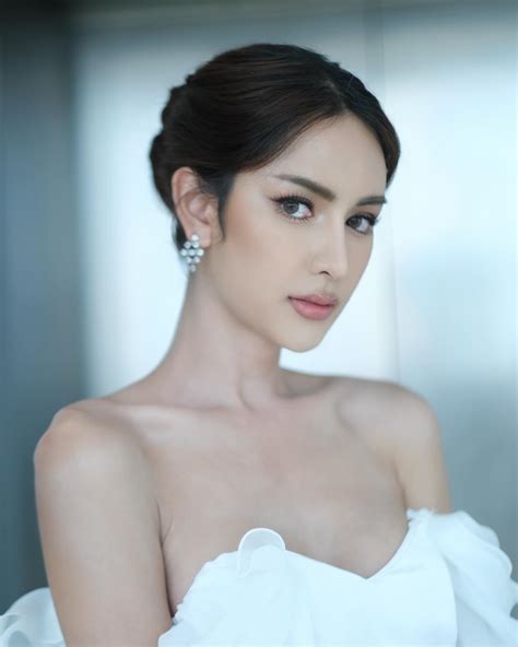 Bruze Kachisarah Most Beautiful Thai Transgender Fashion Model