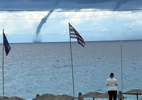 Λευκάδα Υδροστρόβιλος ανοιχτά της παραλίας Κάθισμα Prisma Radio