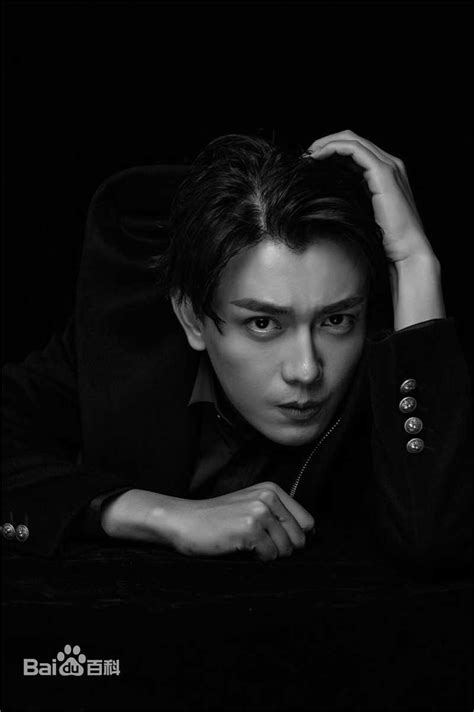 李亭哲精选图册 万佳直播吧