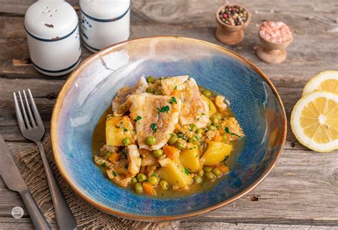 Рецепта за паприкаш от риба с богат сос от MateKitchen