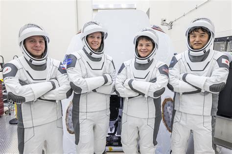 [UPDATED] SpaceX Crew-10 Astronauts Safely Return to Earth After 5 Months in Orbit - Orbital Today
