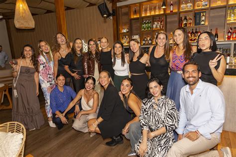 Asia Sur Celebración De Portada De Natalie Bourchier