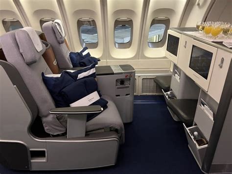 Boeing 747 400 Business Class Review Delta 747 Businesselite Tokyo