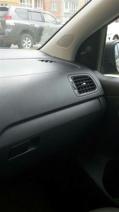 Стойки с твиттерами от поло хетча — Volkswagen Polo Sedan, 1,6 л, 2013 ...