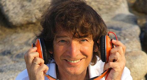 Chi è Claudio Cecchetto Biografia E Vita Privata Donnemagazineit