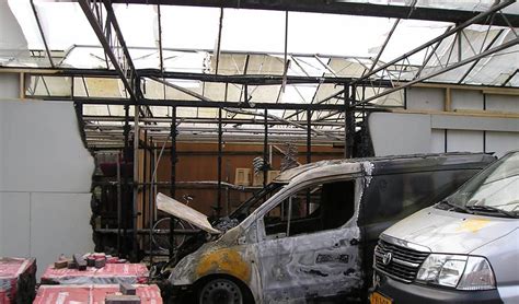 Cor Van Schie Bloemen Bedankt Brandweer Veghel Adverteren Veghel Stadskrant Veghel Krant