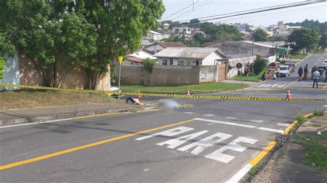 Mulher é Morta A Facadas Na Frente Dos Filhos Em Araucária Marido