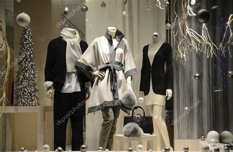Display Window From A Clothing Store Concept Of Luxury Clothing — Stock