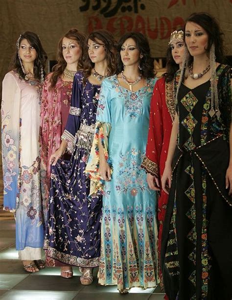 Iraqi Women Iraqi Attire Iraq Clothing Iraqi Culture Clothes
