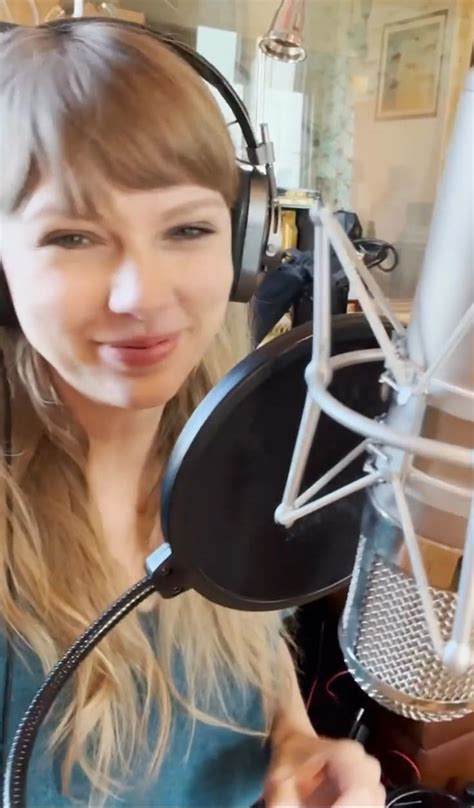 Tswiftenthusiast Adlı Kullanıcının Taylor Swift Panosundaki Pin Kadın