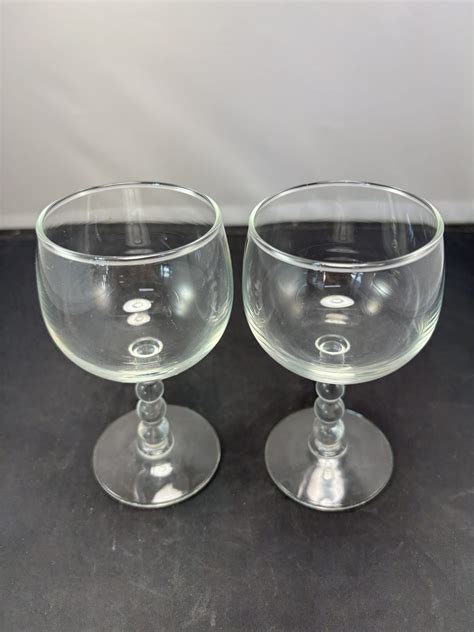 2 Bubble Stem Wine Glasses Picker Place