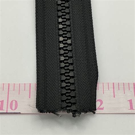 10 Black Marine Outdoor Zipper Molded Chain By The Yard Fabric