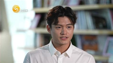 与纽约城市芭蕾舞团签约后，新冠病毒席卷全球，陈镇威坦言曾担忧失去机会凤凰网视频凤凰网