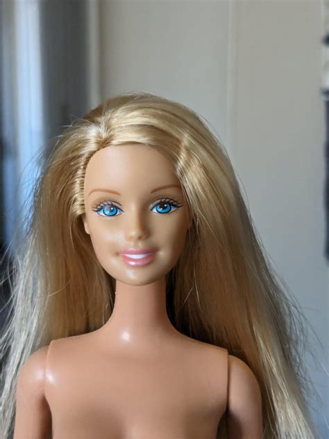 Can Someone Help Me Identify This Pretty Barbie R Barbie
