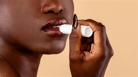 Heres What May Be Causing Your Chapped Lips
