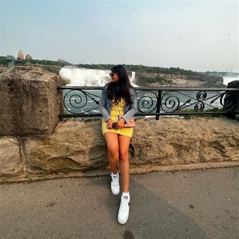 Nidhii Nidhii8 • Threads Say More