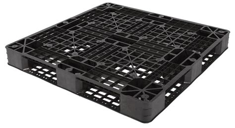 Used 43x43 Stackable Plastic Pallets