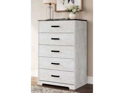 Signature Design By Ashley Eb4121 245 Five Drawer Chestshawburn
