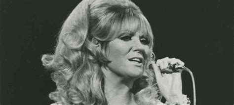 34 Female Rock Singers Who Shaped The 70s Music Scene Gigwise